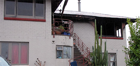 SunLive - Fire destroys Greerton home - The Bay's News First