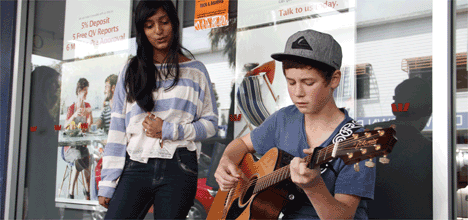 SunLive - Entertainers busking for fun - The Bay's News First