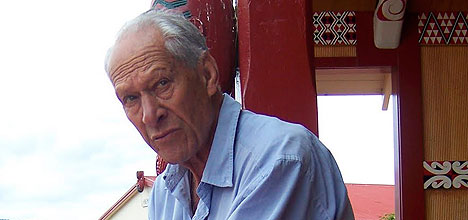 SunLive - Tributes flow for fallen patron - The Bay's News First