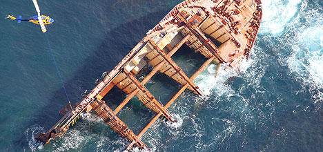 SunLive - Rena: Underwater cutting to begin - The Bay's News First