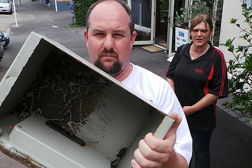 SunLive - Stolen safe found in harbour - The Bay's News First