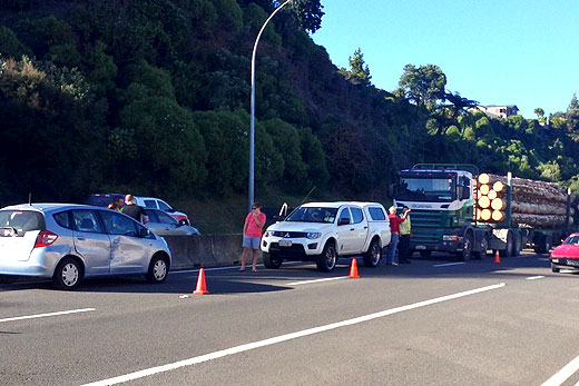 SunLive - No injuries in expressway crash - The Bay's News First