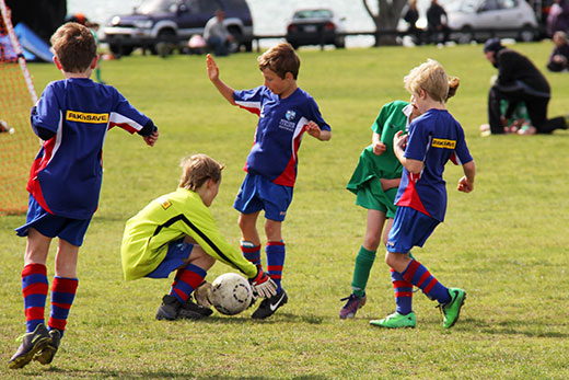 SunLive - Football club kicks 50 years - The Bay's News First