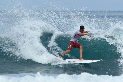 SunLive - Hewitt shines in surf - The Bay's News First