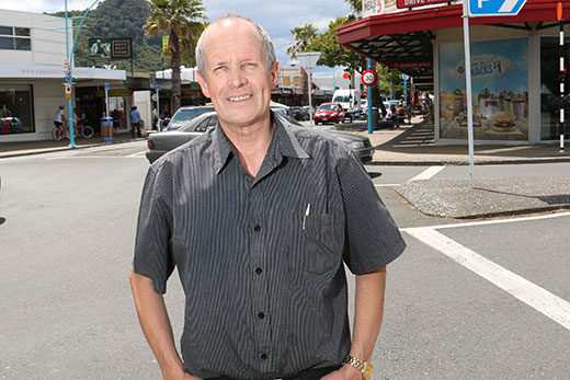SunLive - City farewells favourite son - The Bay's News First