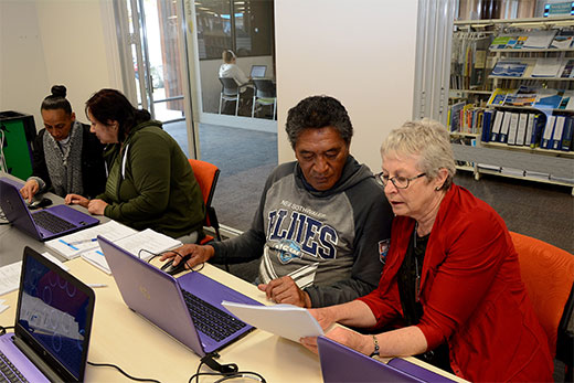 SunLive - New computer skills at library - The Bay's News First