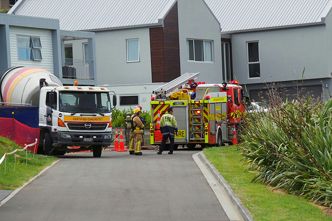 SunLive - Contractors struck gas main - The Bay's News First
