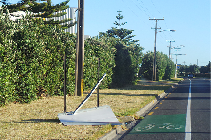 SunLive - Roadside signs toppled in the Mount - The Bay's News First