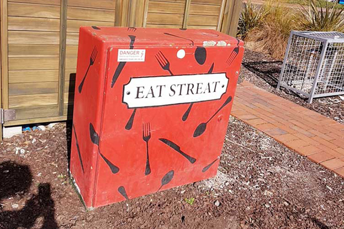 SunLive - New artwork to liven up power boxes - The Bay's News First