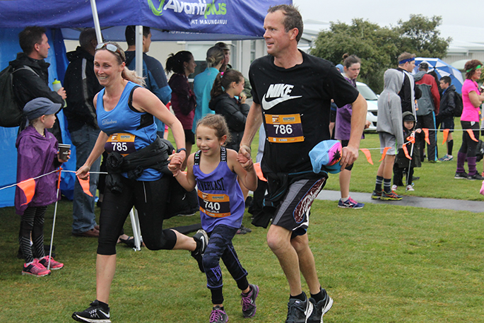 SunLive - Thousands raised in Golden Sands Fun Run - The Bay's News First