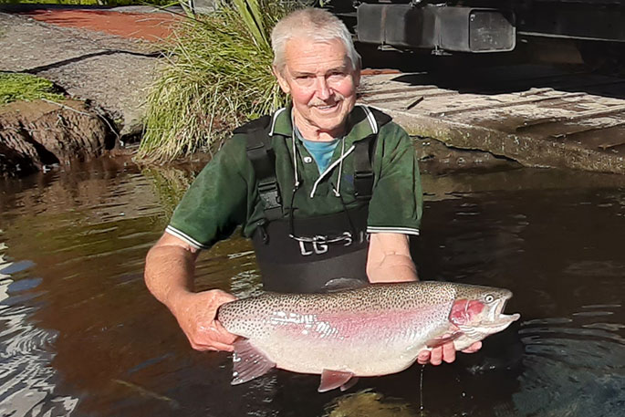 SunLive - Trophy trout boost for Lake McLaren - The Bay's News First