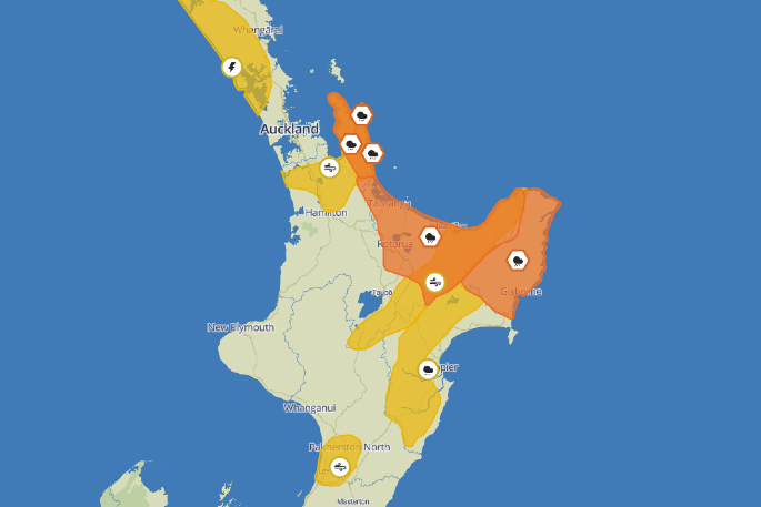 SunLive - Coromandel power restored, wild weather continues - The Bay's ...