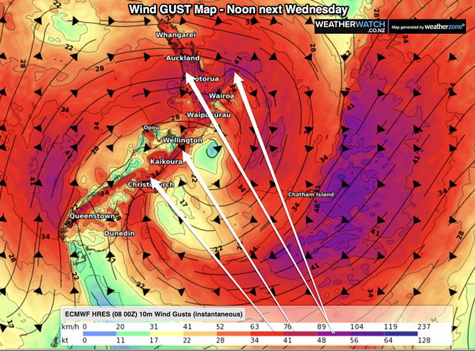 SunLive - Direct hit from Cyclone Gabrielle “looking likely” - The Bay's News First