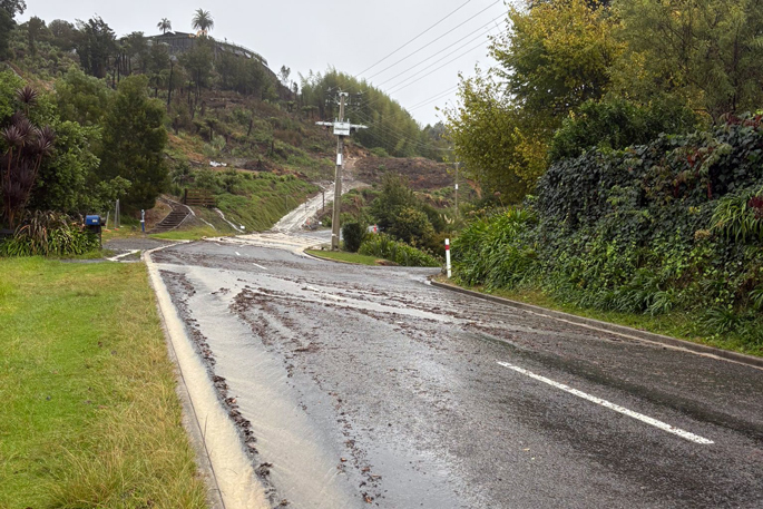 SunLive - Slips, flooding and road closures - The Bay's News First