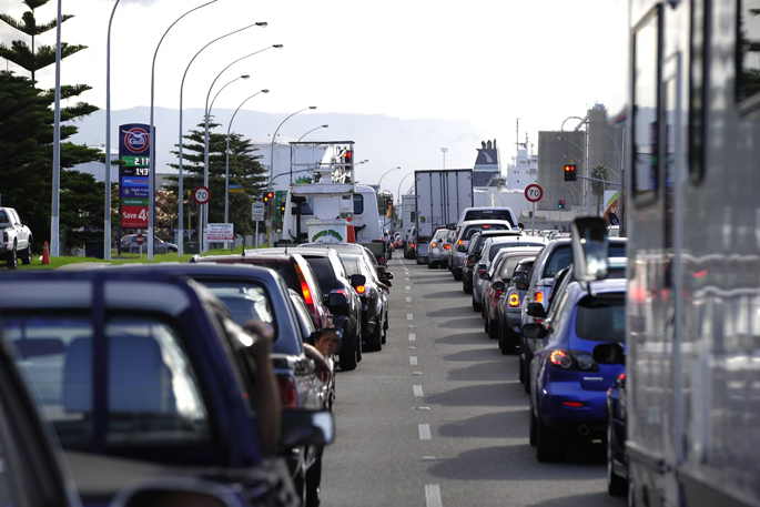 SunLive - Traffic squeeze: BOP routes face long delays - The Bay's News ...