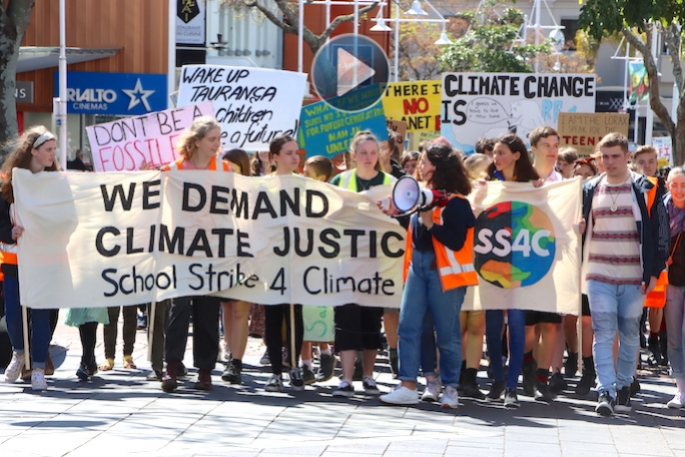 SunLive - NZ unites for intergenerational climate strike - The Bay's ...