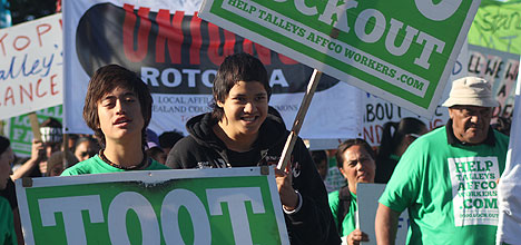 SunLive - Community rallies for protest march - The Bay's News First