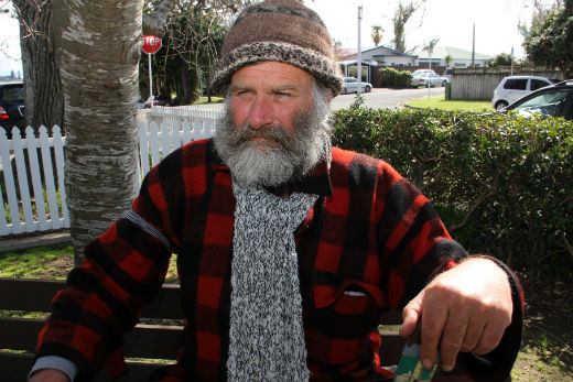 SunLive - Voluntary king of the street life - The Bay's News First